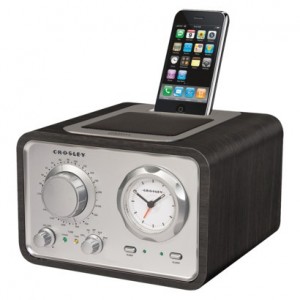 iPod / iPhone Retro Looking Docks - Cool Gifting