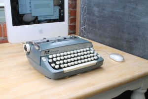 USB Typewriter Computer Kit for Your Modern Writer - Cool Gifting